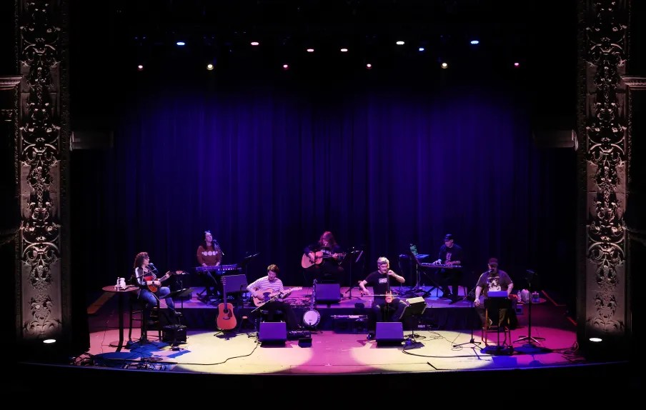 Review: Magnetic Fields plays ’69 Love Songs’ at Thalia Hall, a long ...
